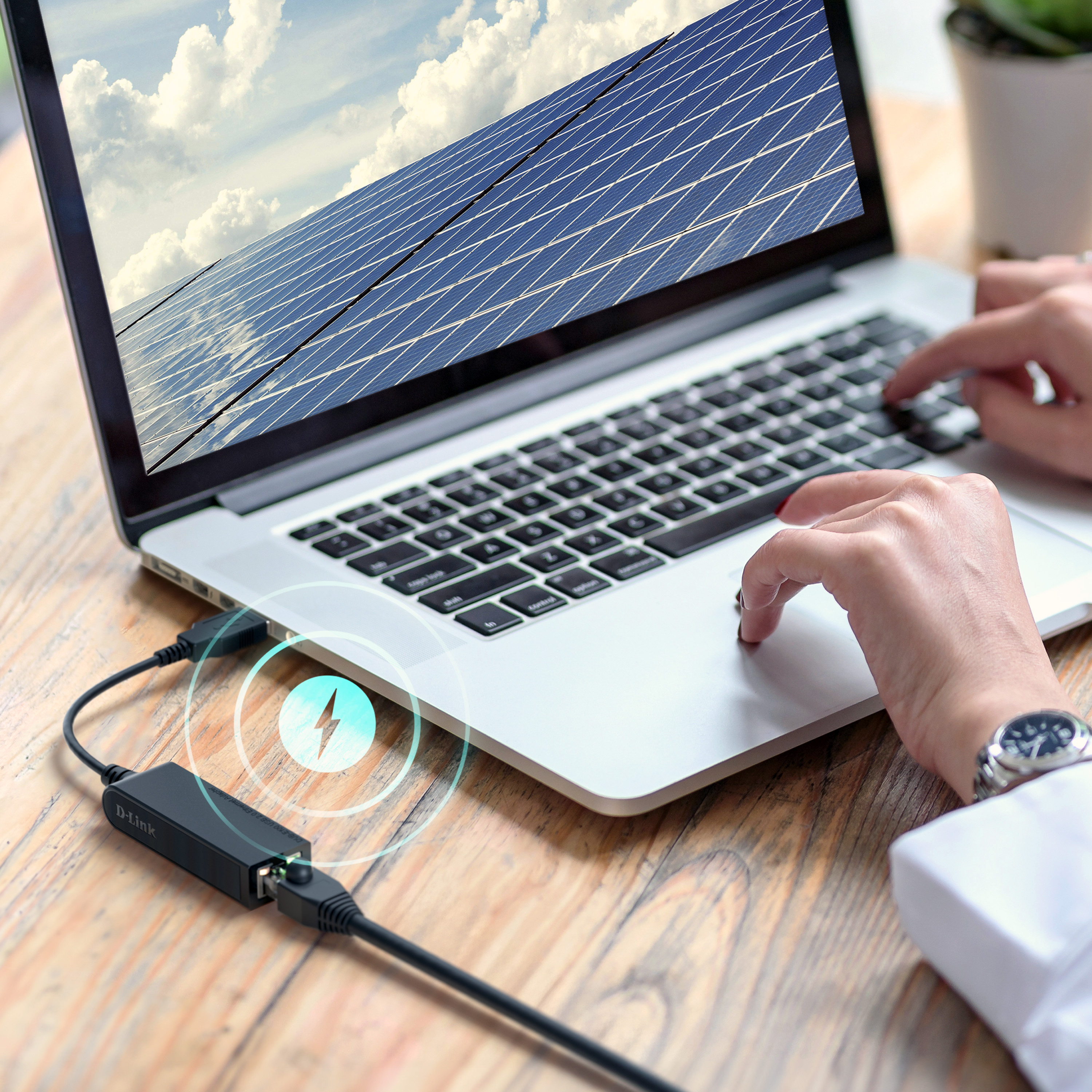 DUB-E100 Hi-Speed USB 2.0 Fast Ethernet Adapter | D-Link